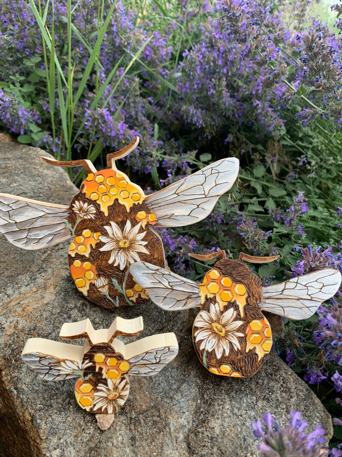 Cottagecore Detailed Bumblebee Shelf Decor - Etsy