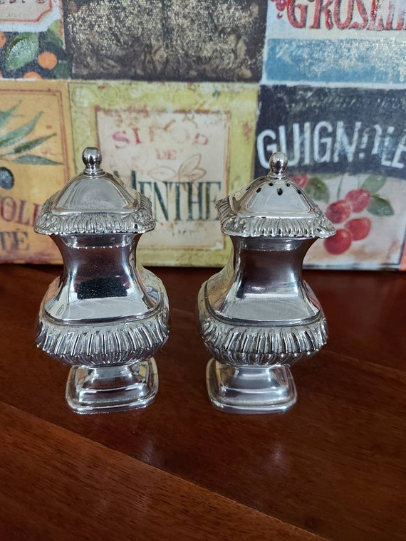 Grenadier silver plated condiment set. Art & Collectibles Figurines ...
