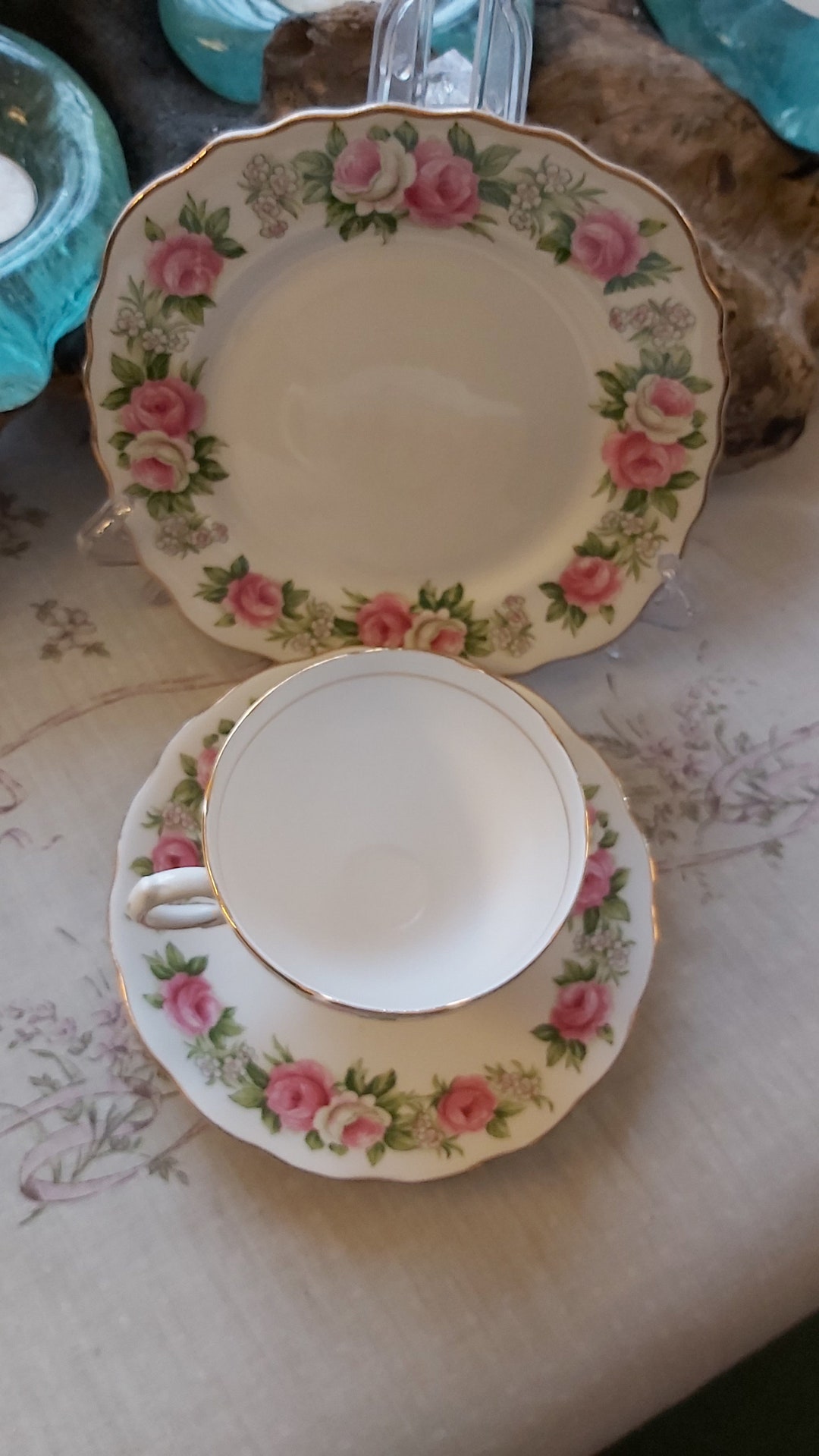 Pretty Vintage Colclough "enchantment" Teacup Trio - Design 7132 - 1960 ...