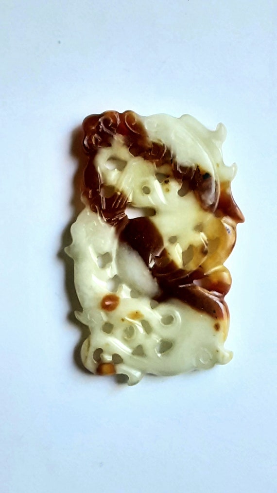 Vintage jade pendant - Gem