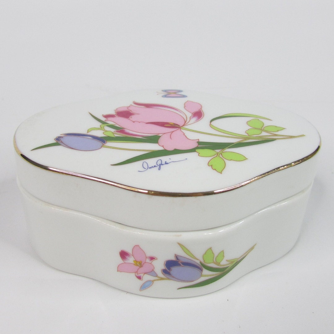 Vintage Japan Ceramic Porcelain Curved Trinket Box With Lid//flowers ...