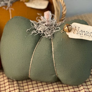Primitive Pumpkins, Prim Pumpkins, Pumpkins, Fall Decor, Autumn Decor ...