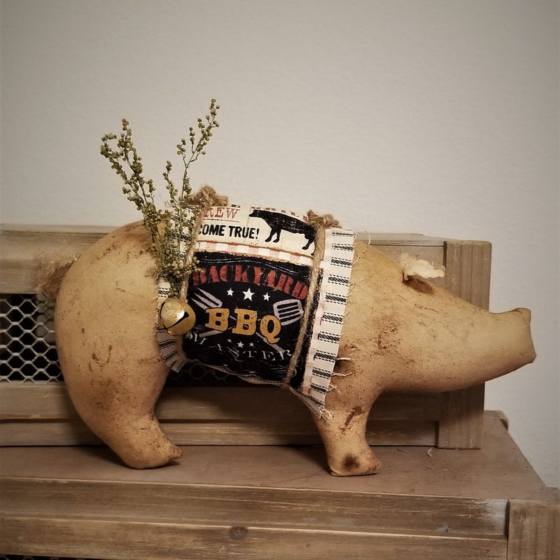 Primitive Pig - Etsy