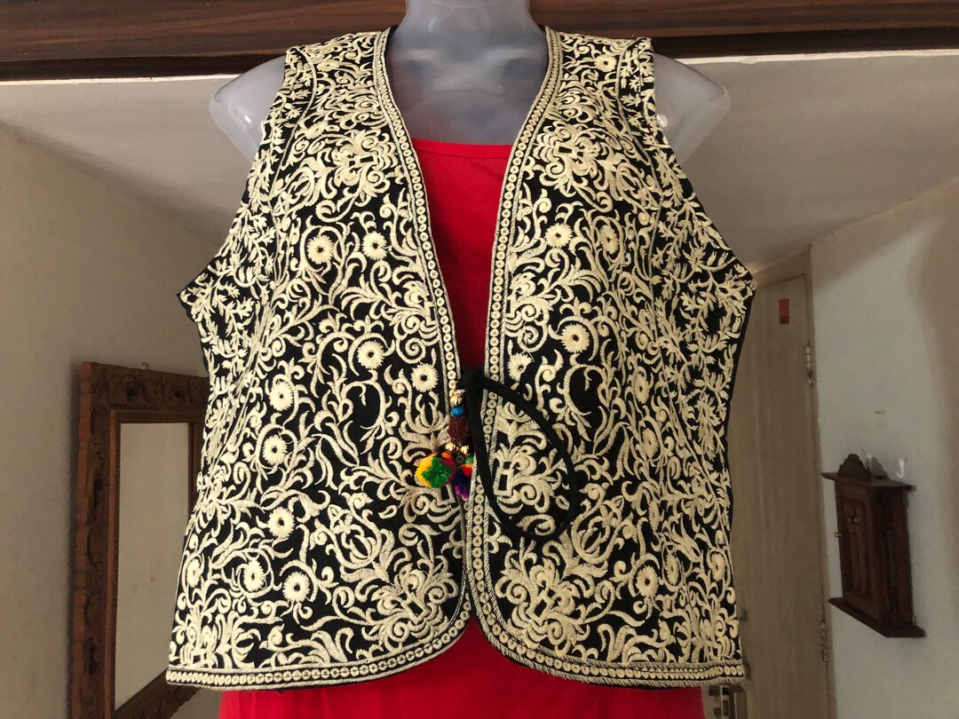 Traditional Embroidered Vest Waistcoat Beige/red Ethnic Indian Hand ...