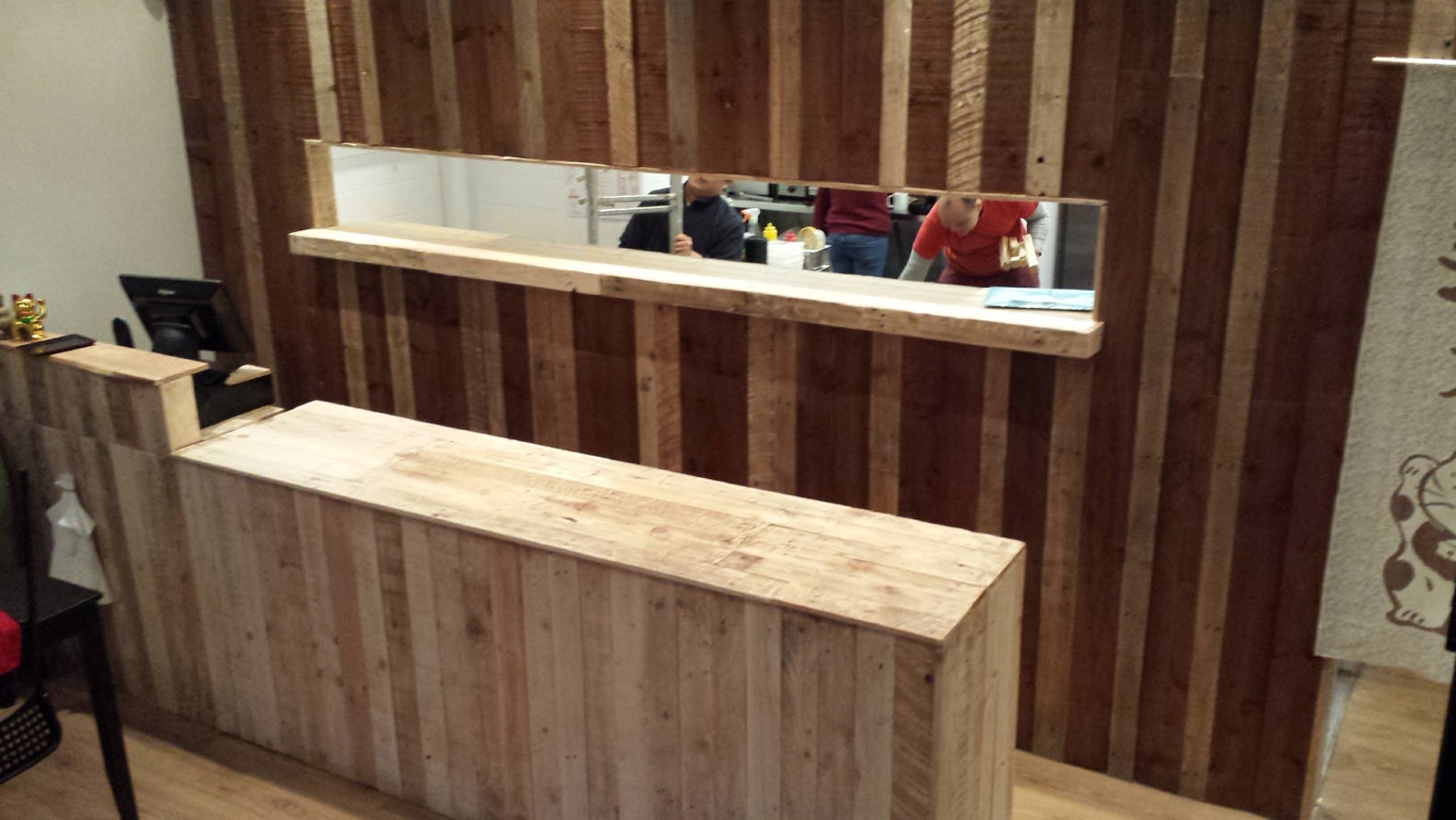 Bespoke Reception Bar Counter Reclaimed Rustic Industrial Hairdressers ...