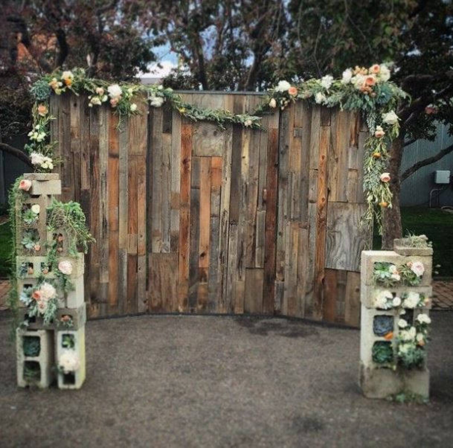 Bespoke Wooden Backdrops & Photo Booths Freestanding or Wall Mounted - Etsy
