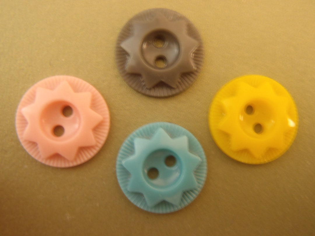 4 Vintage Colt Buttons Small turquoise Yellow Pink Gray 2 Hole 5/8 Inch ...