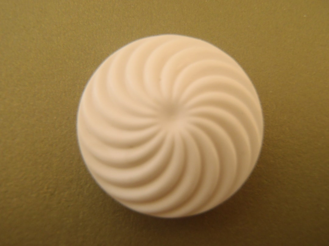 Vintage Colt Button No. 9 White 7/8 Inch 22mm Collect Sew Craft Project ...