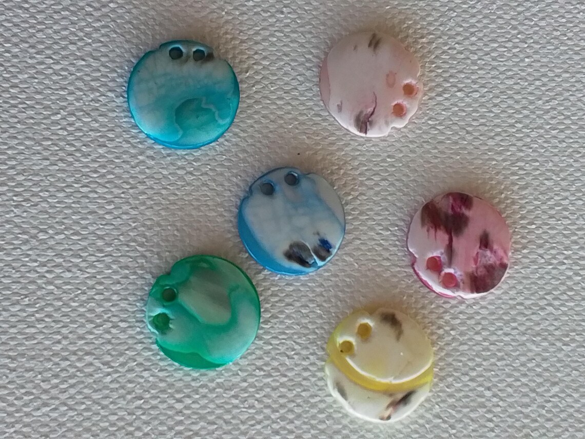 Vintage Pearl Shell Buttons 6 Scallop Shaped Iridescent - Soft Pink ...
