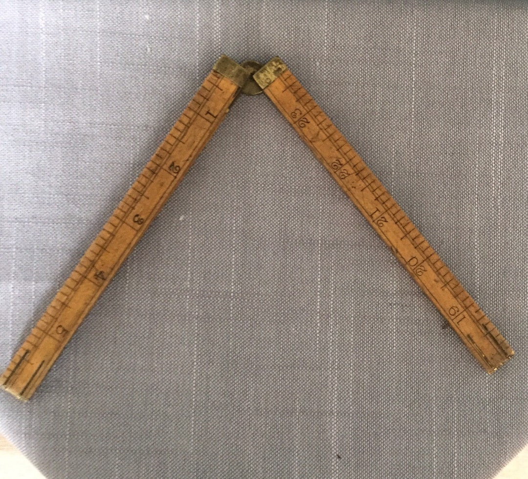 Two Foot Long Vintage 1920's Wood Measuring Stick Stamped I & D ...