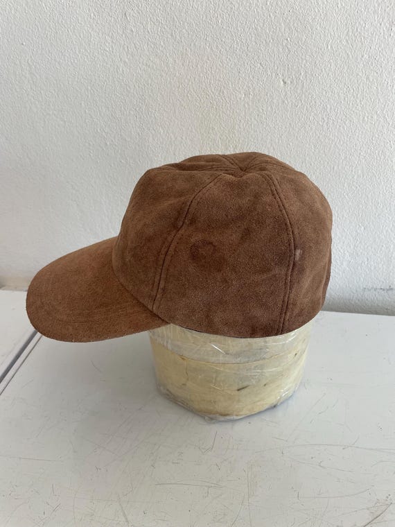 Rare Vintage COW SKIN cap, sport cap, styles, design… - Gem