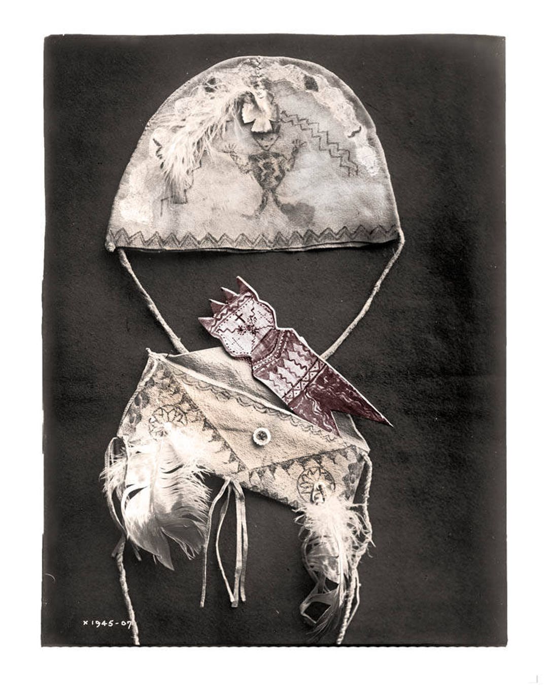 Apache Medicine Bags, Medicine Man Art, Native American Print, Shamanic ...