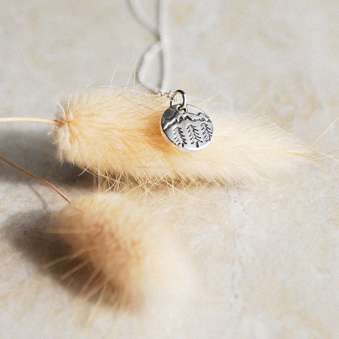 Mini collar de árboles - Etsy España