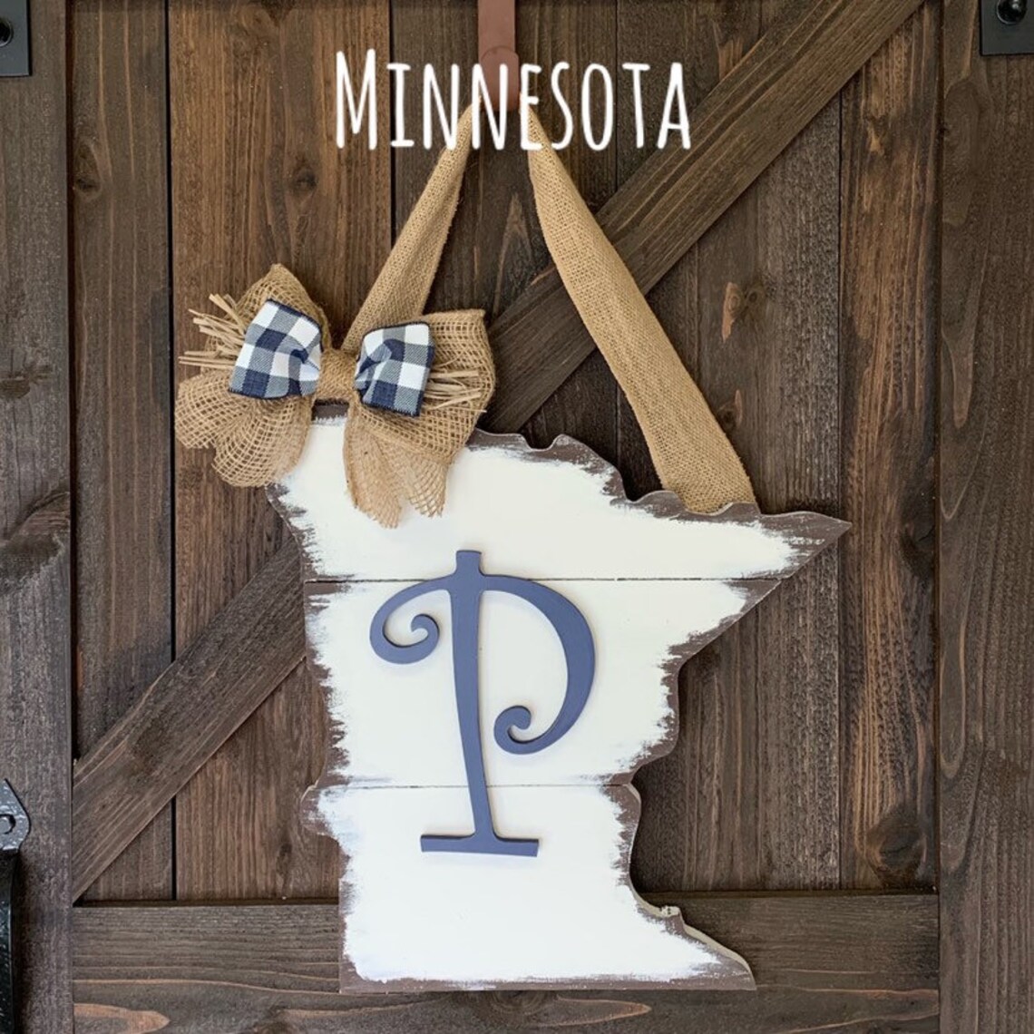 Minnesota/state/distressed/monogrammed/door Decor/wedding - Etsy