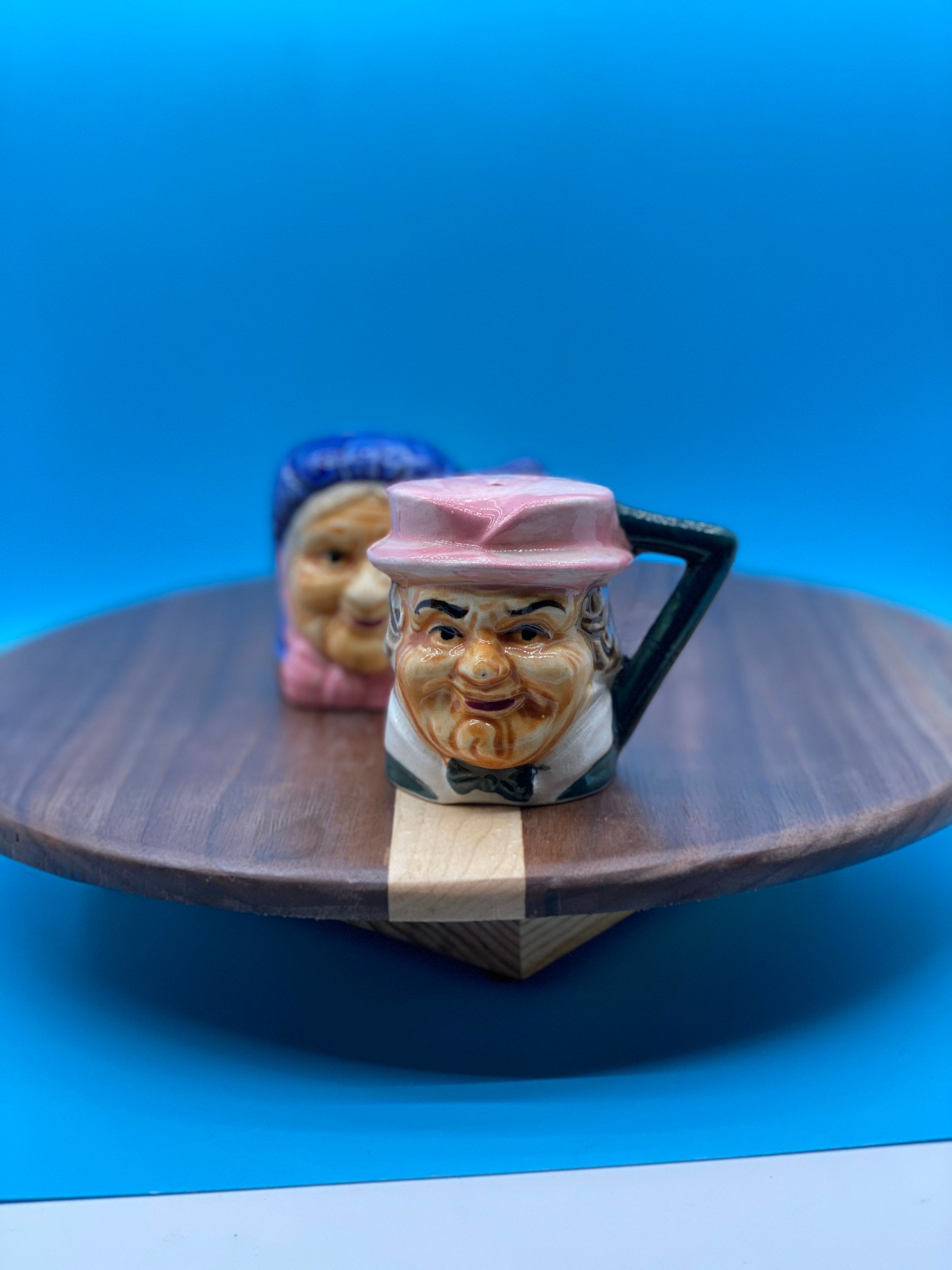 Old Lady Old Man Vintage Toby Jug Style Salt and Pepper Shakers - Etsy
