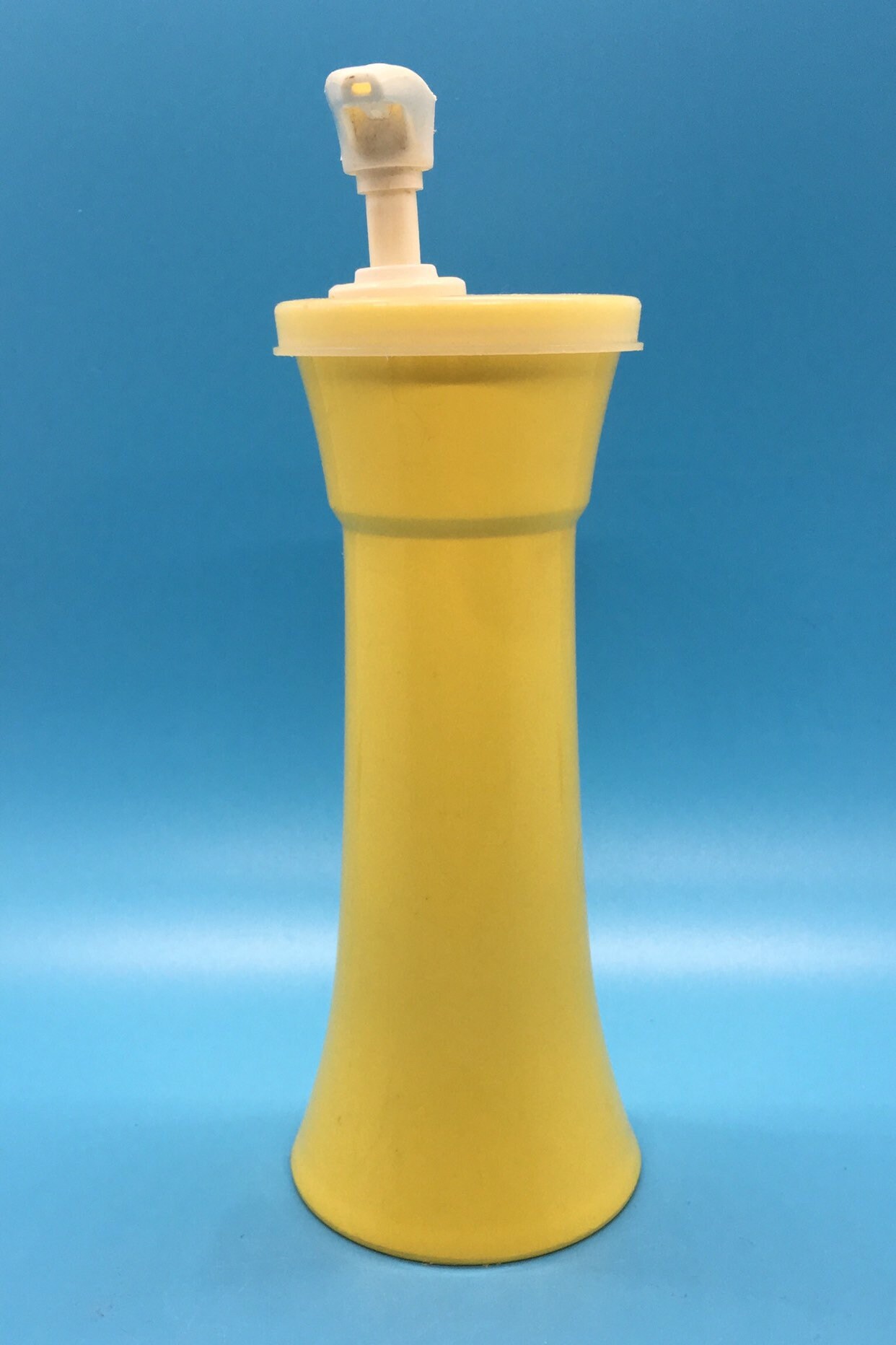 Tupperware Vintage Mustard Pump Yellow - Etsy
