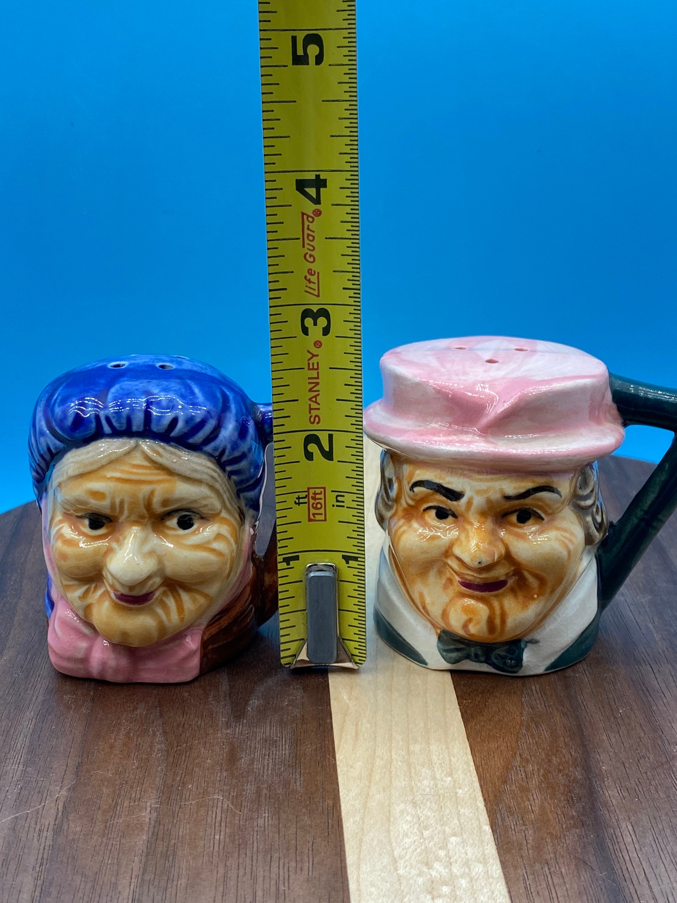 Old Lady Old Man Vintage Toby Jug Style Salt and Pepper - Etsy