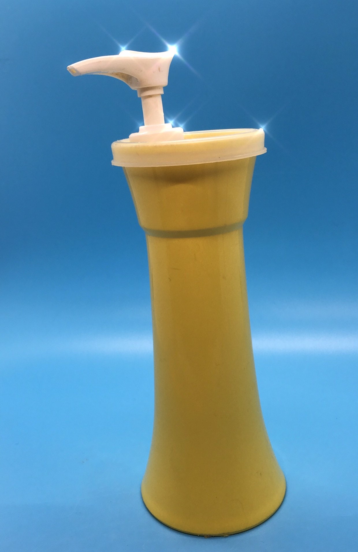 Tupperware Vintage Mustard Pump Yellow - Etsy
