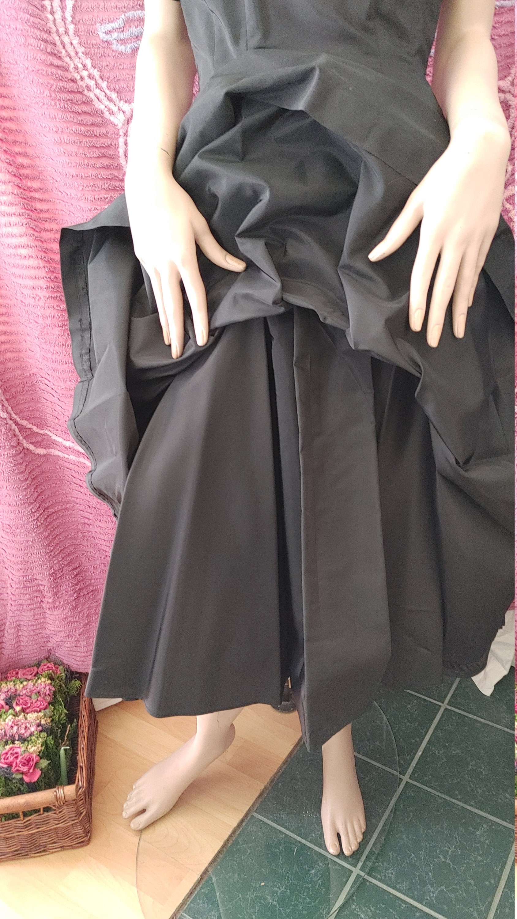 Designer Anne Fogarty, 1950s 'new Look' Black Taffeta Cocktail, Swing ...
