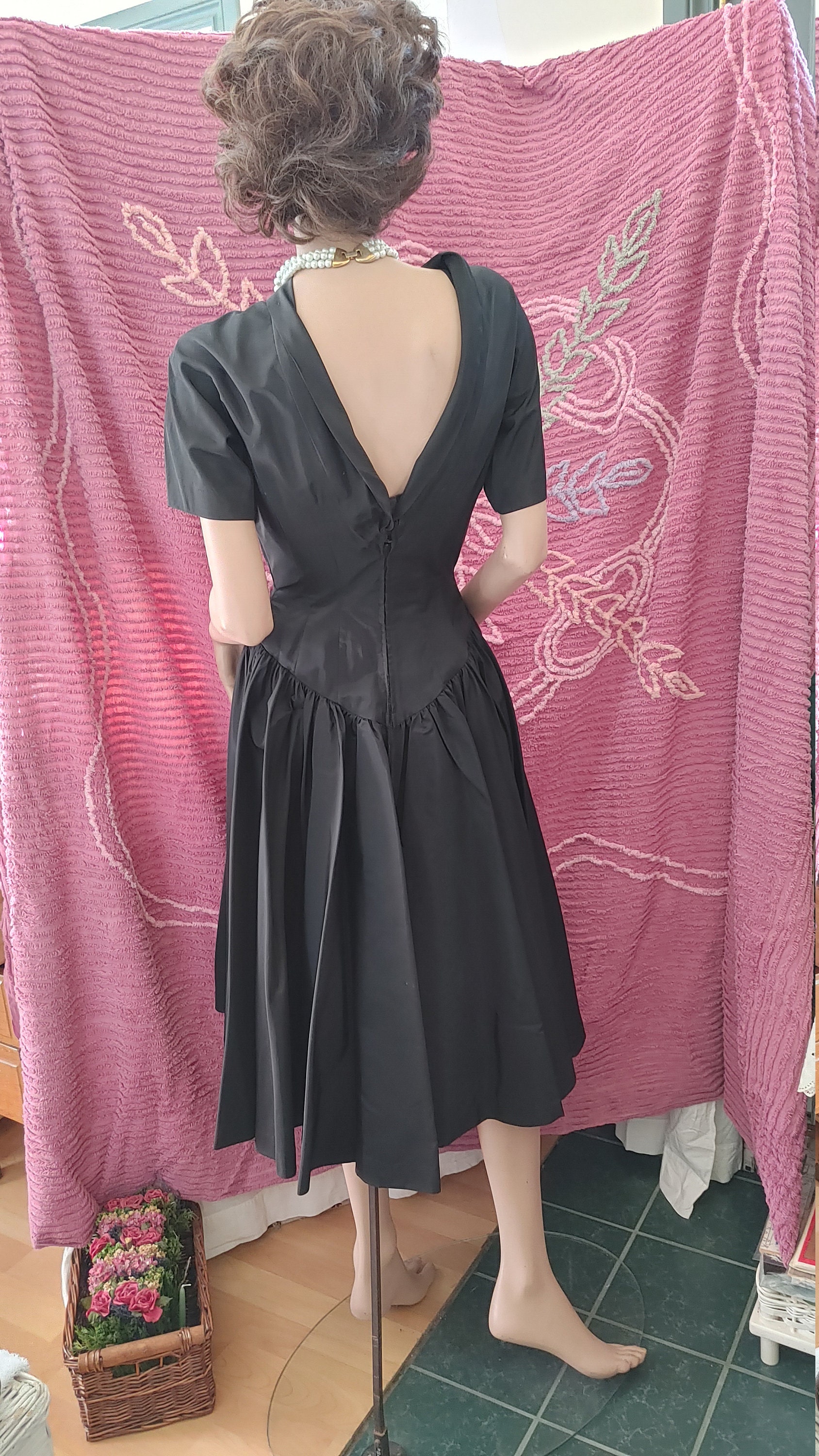 Designer Anne Fogarty, 1950s 'new Look' Black Taffeta Cocktail, Swing ...