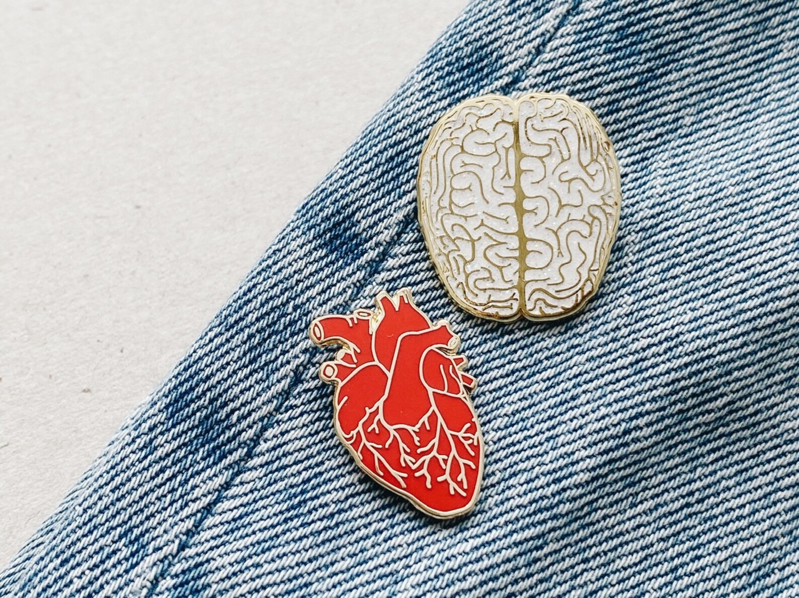 White Human Brain Enamel Pin: Small Anatomical Pin, 1 Inch Golden ...