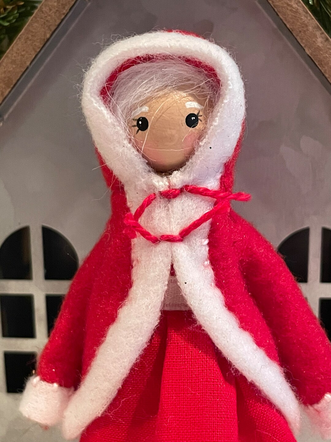 Hand Painted Mrs Clause Clothespin Figurine - Holiday Decor - Etsy