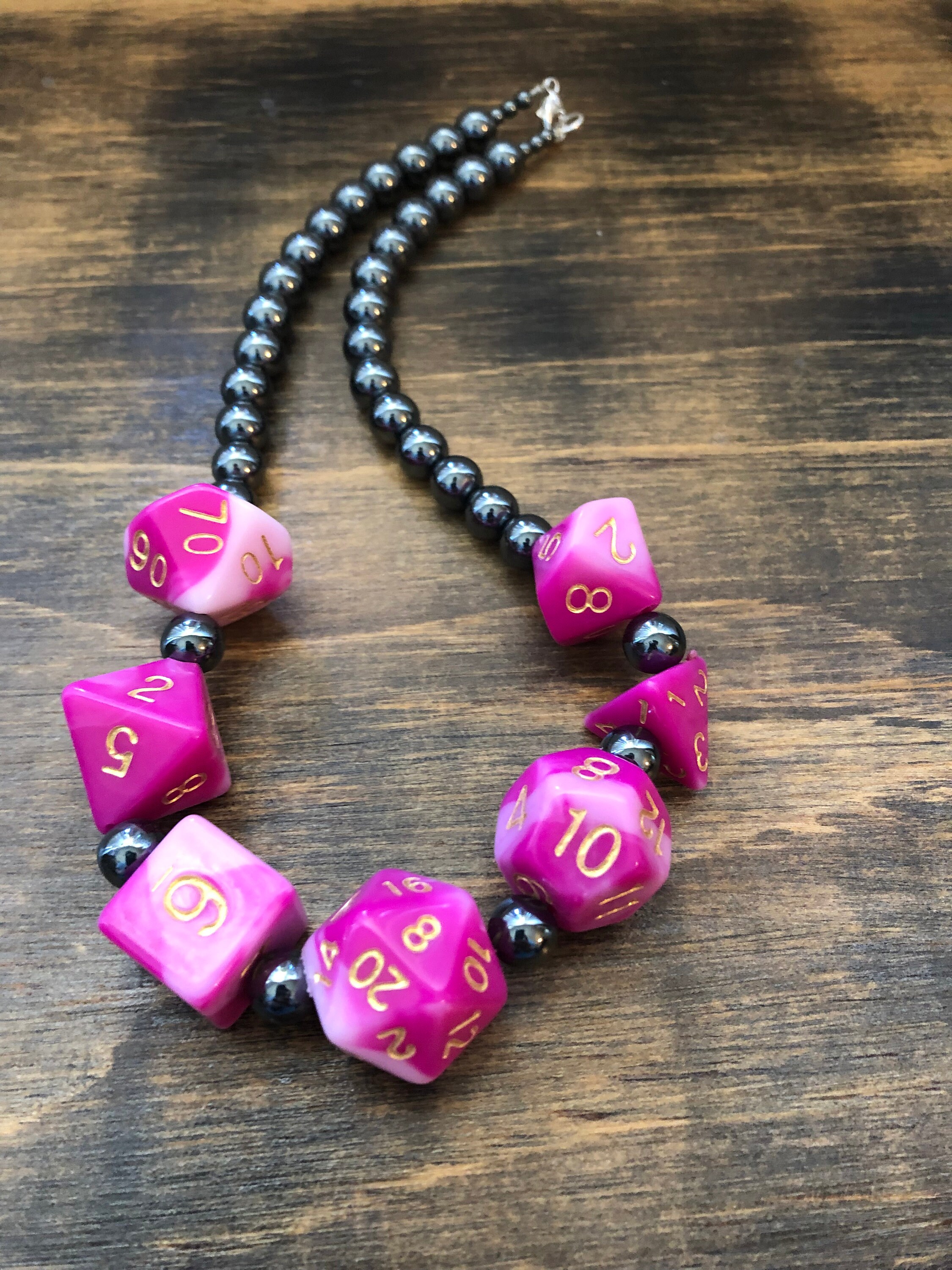 Collar de mazmorras y dragones collar DnD cuentas de - Etsy España