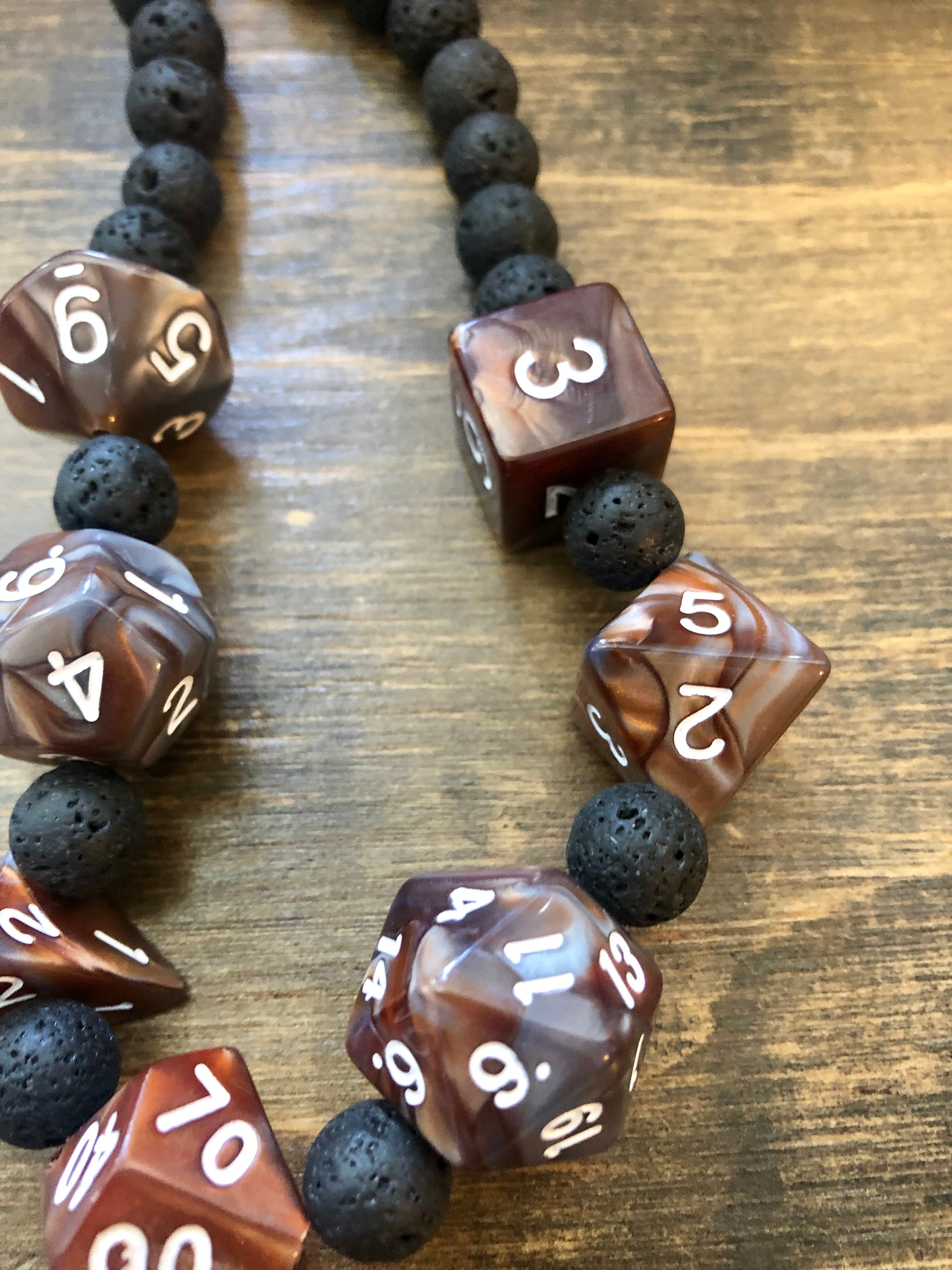 Collar DnD 20 DnD D20 MTG Lava Rock Beads & - Etsy España
