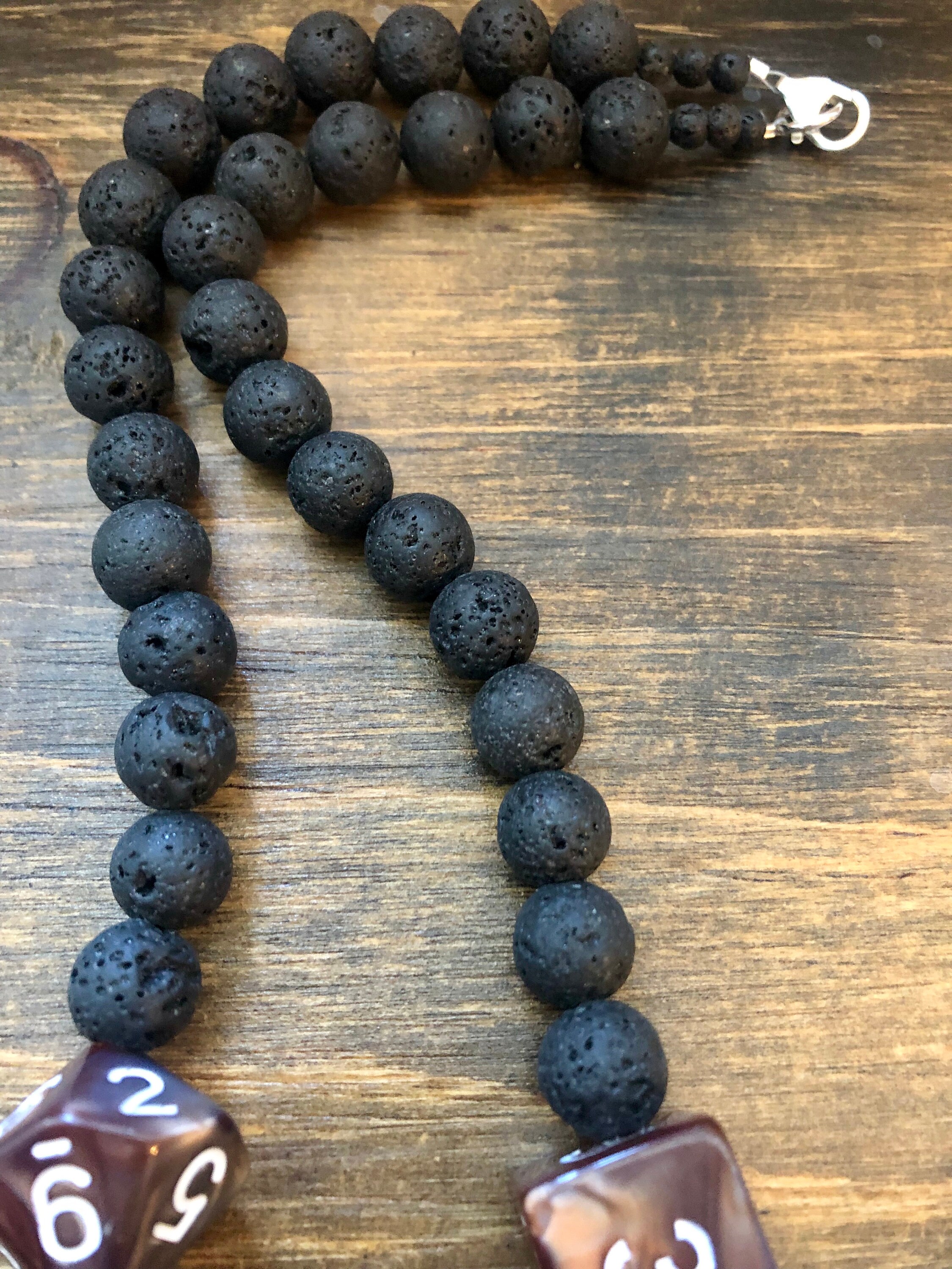 Collar DnD 20 DnD D20 MTG Lava Rock Beads & - Etsy España