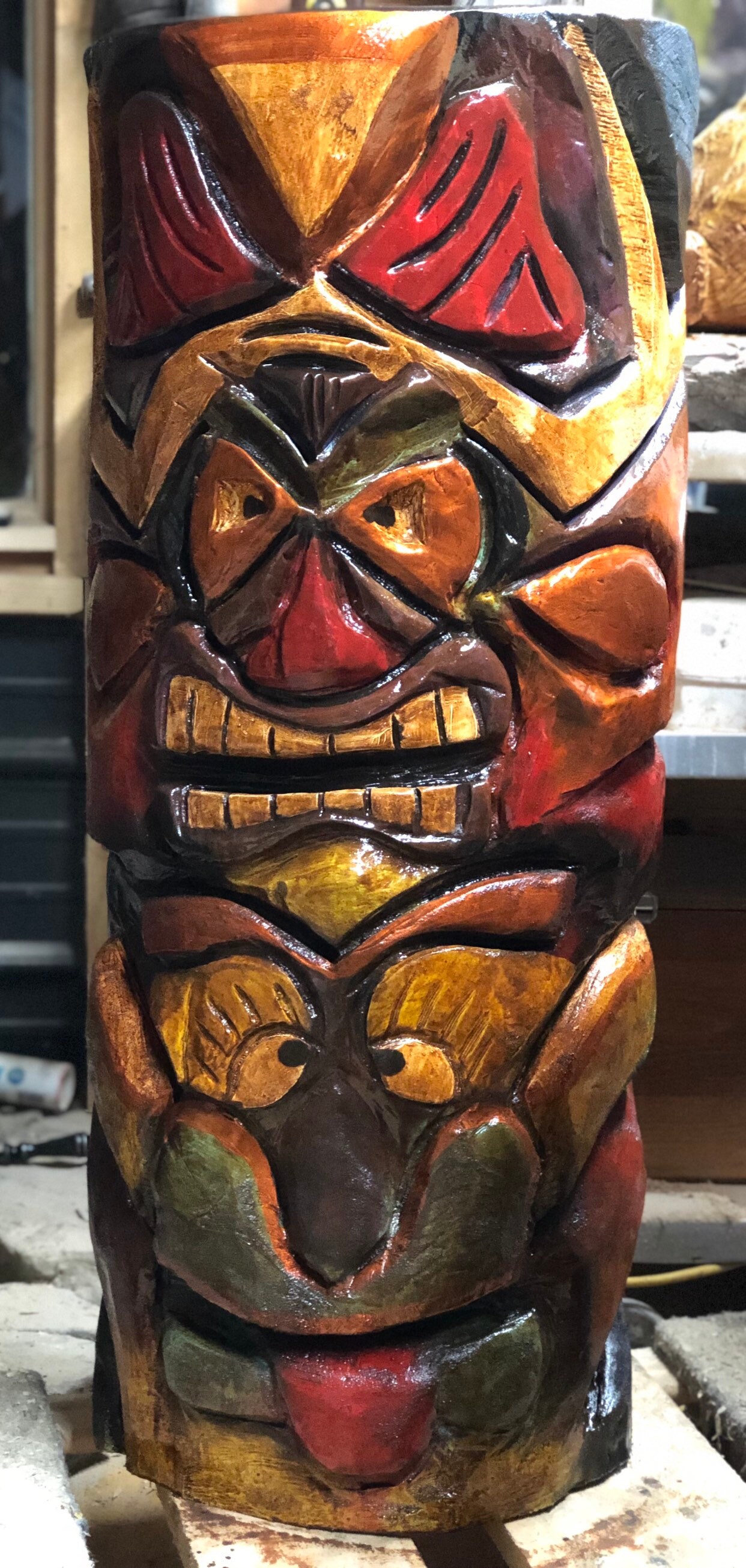 Chainsaw Carved Totem Poles for Tiki Bar - Etsy