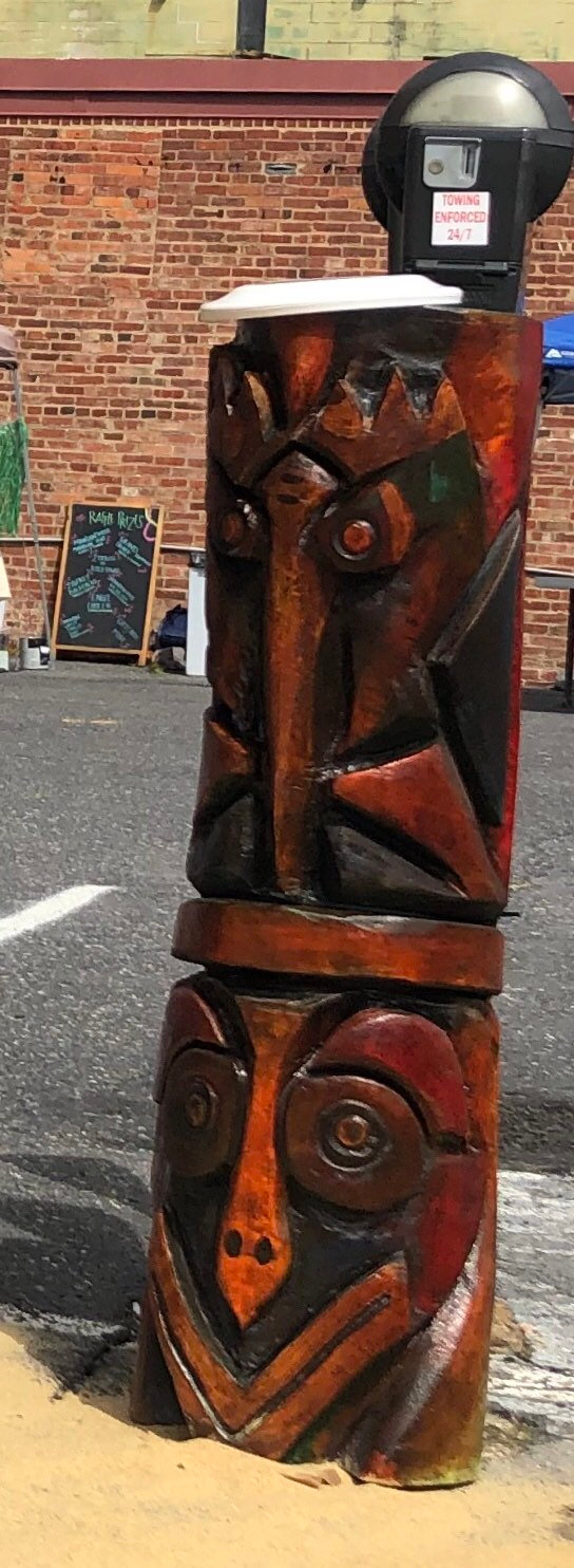 Chainsaw Carved Totem Poles for Tiki Bar - Etsy