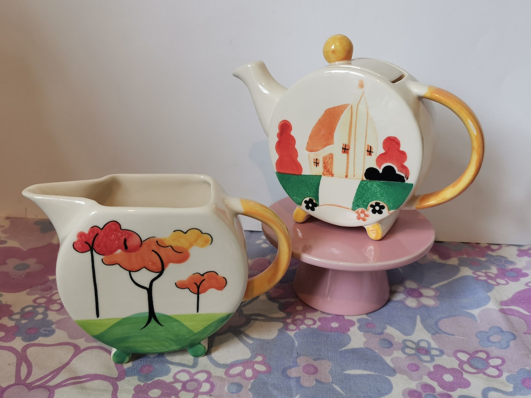 Vintage Clarice Cliff Past Times Reproduction Small Teapot. Hand ...