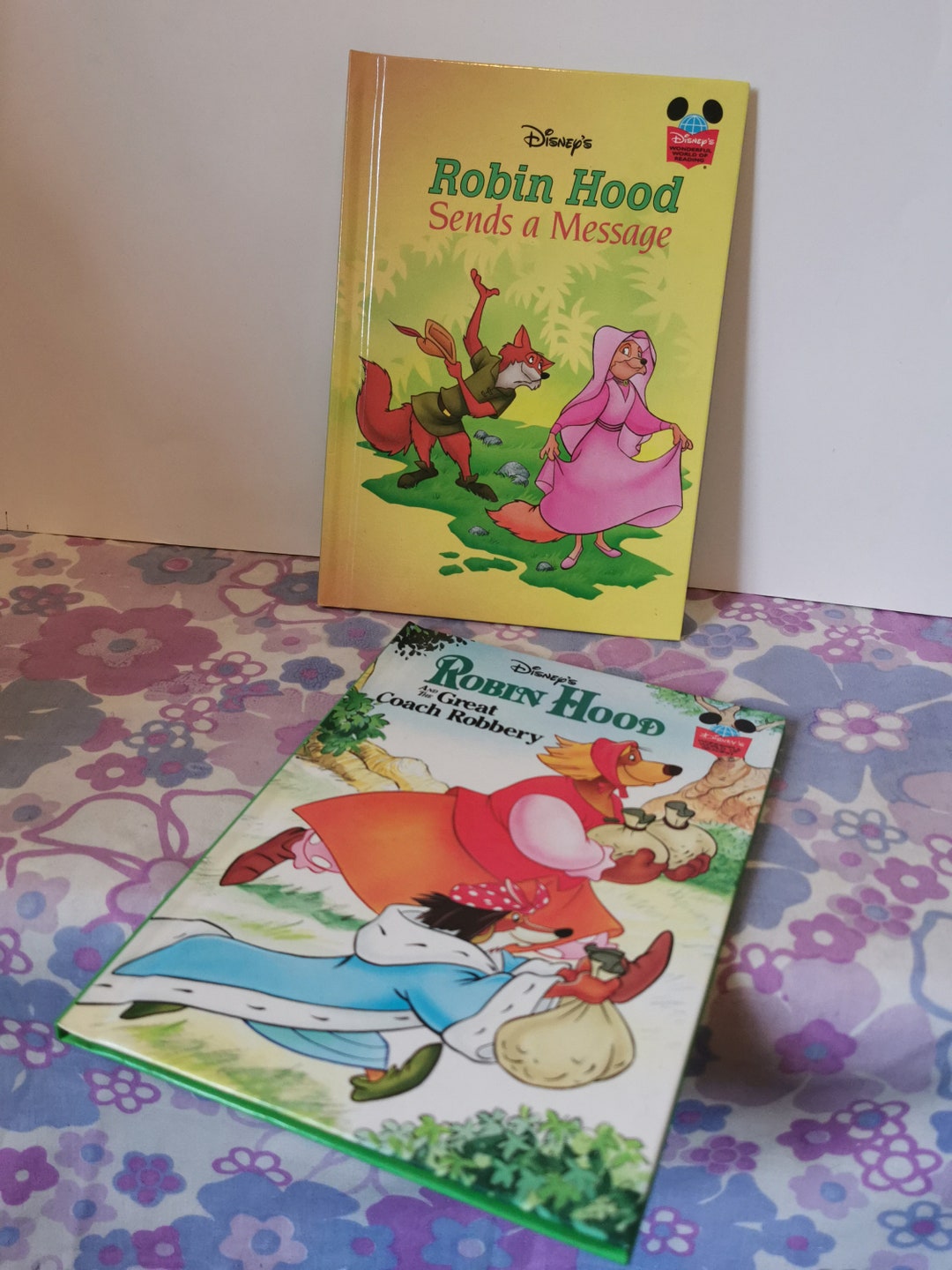 Vintage Disneys Robin Hood Book Pair. Vintage Walt Disney's 1995 ...
