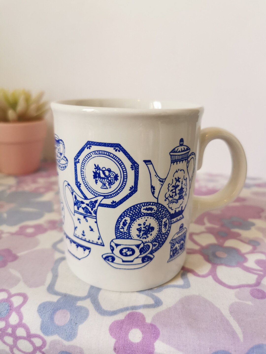 Vintage Tams Staffordshire Blue and White Mug. Beautiful Classic Blue ...