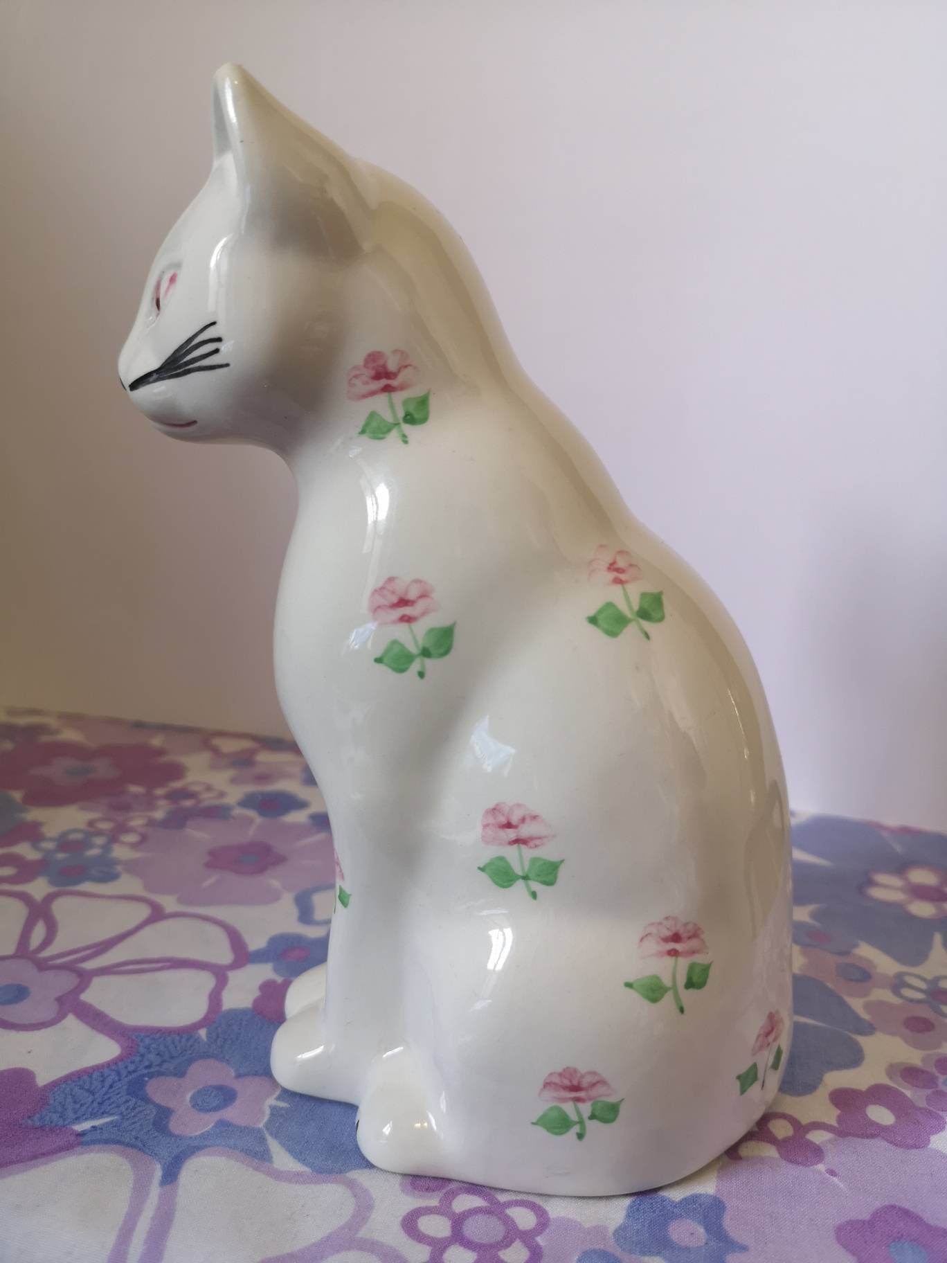 Vintage Sia Pottery White and Pink Hand Painted Floral Cat | Etsy UK
