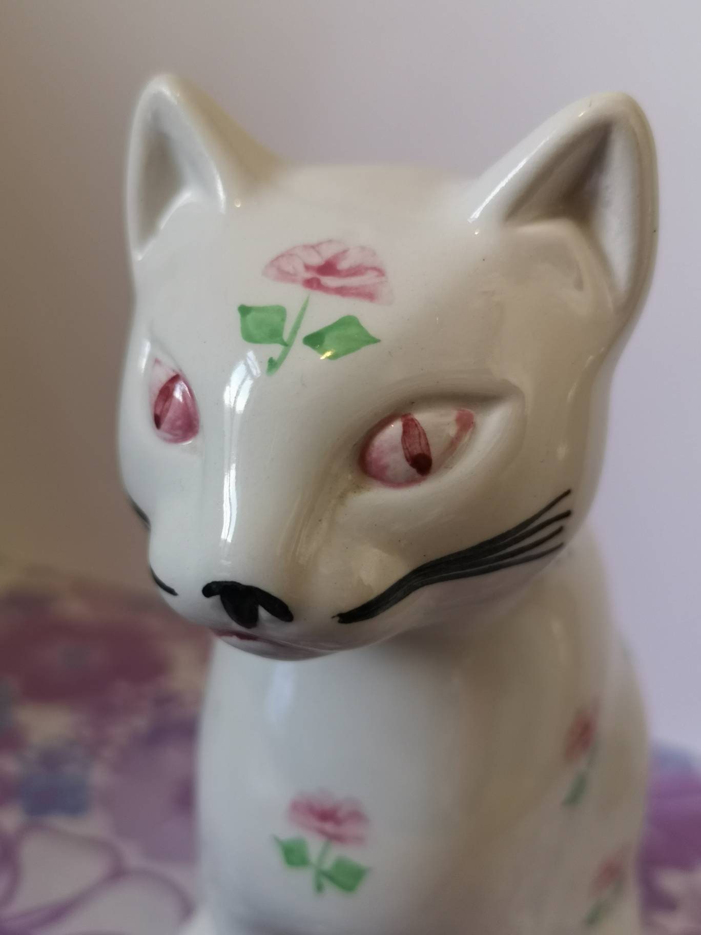 Vintage Sia Pottery White and Pink Hand Painted Floral Cat | Etsy UK