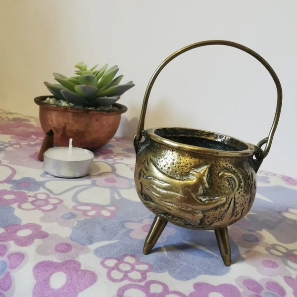 Mini Cauldron - Etsy