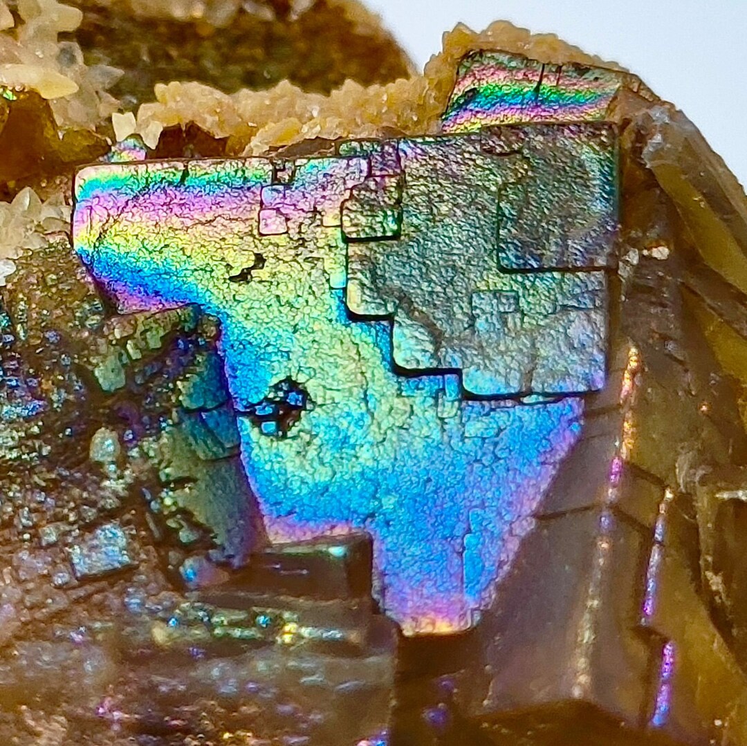 278 Gram Extremely Ultra Rarest Iridescent Cubic Fluorite With Calcite ...