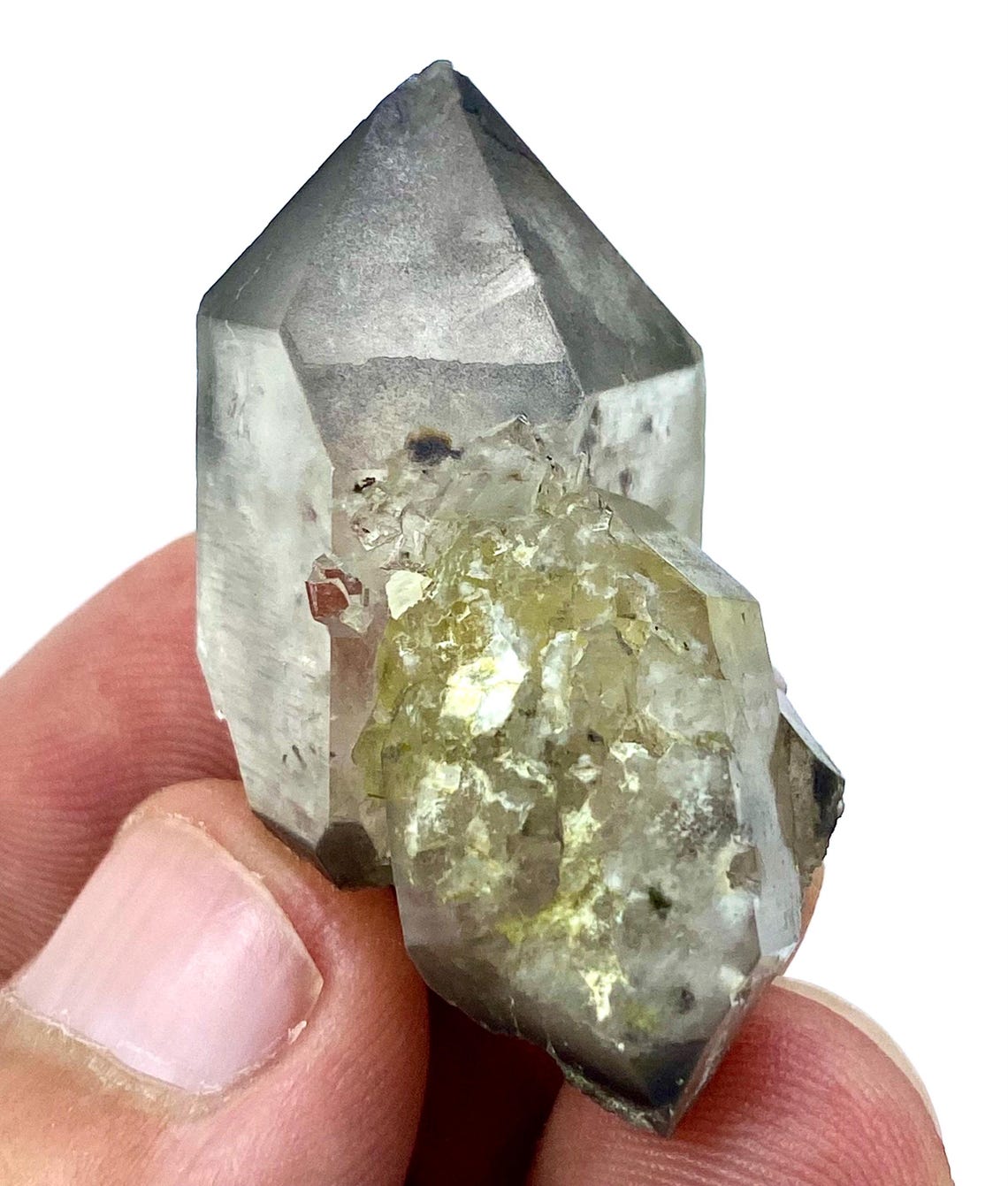 83 Carats Natural Rarest Quartz With Illmenite Inclusion From Zagi ...