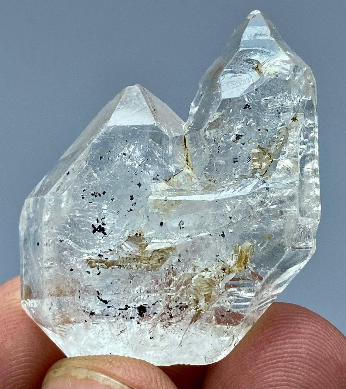 88 Cts Natural Well Terminated Window Quartz Crystal From Kharan ...
