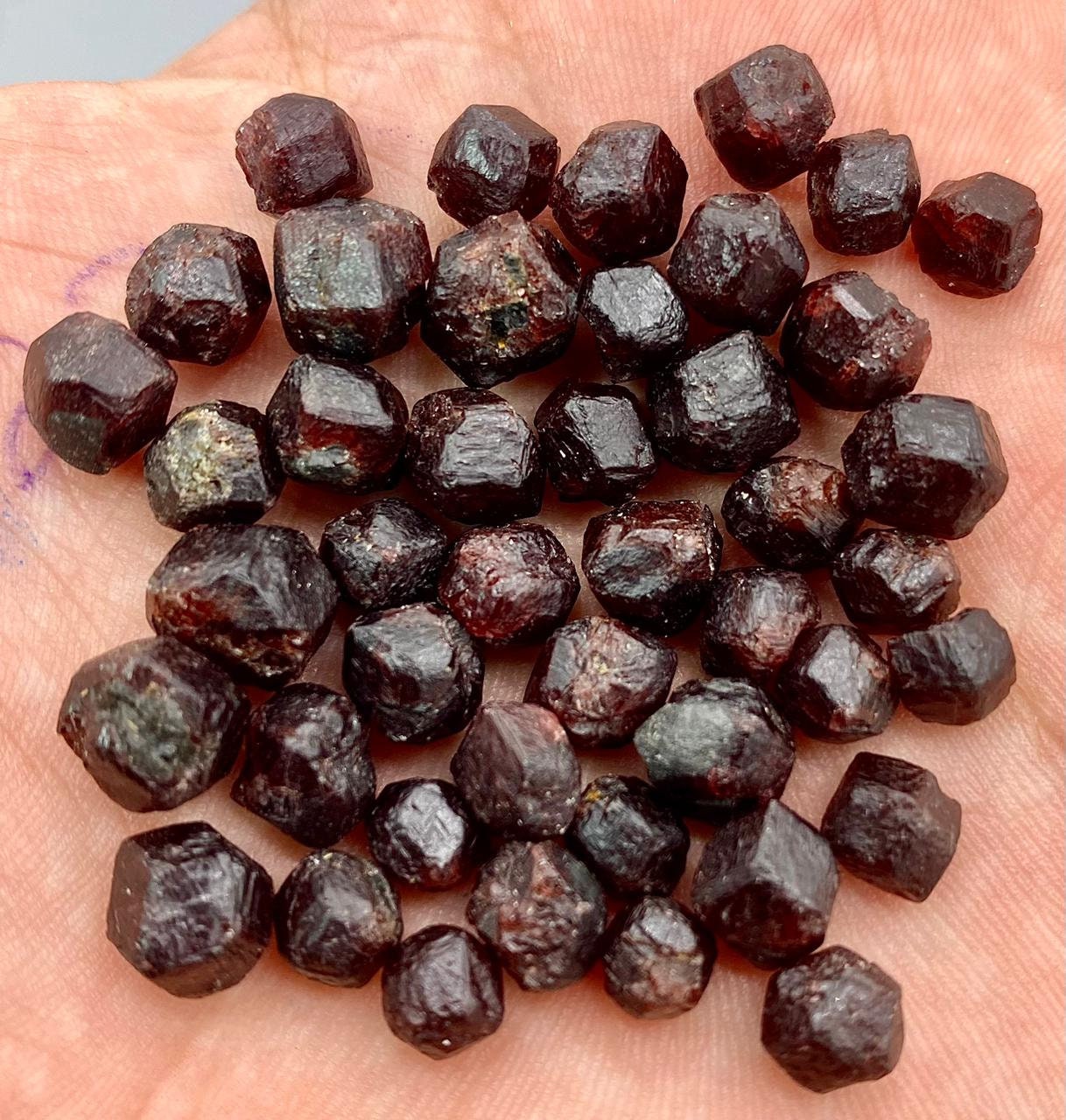 168 Cts Extremely Rare Reddish Almandine Garnet Crystals Lot @afg - Etsy