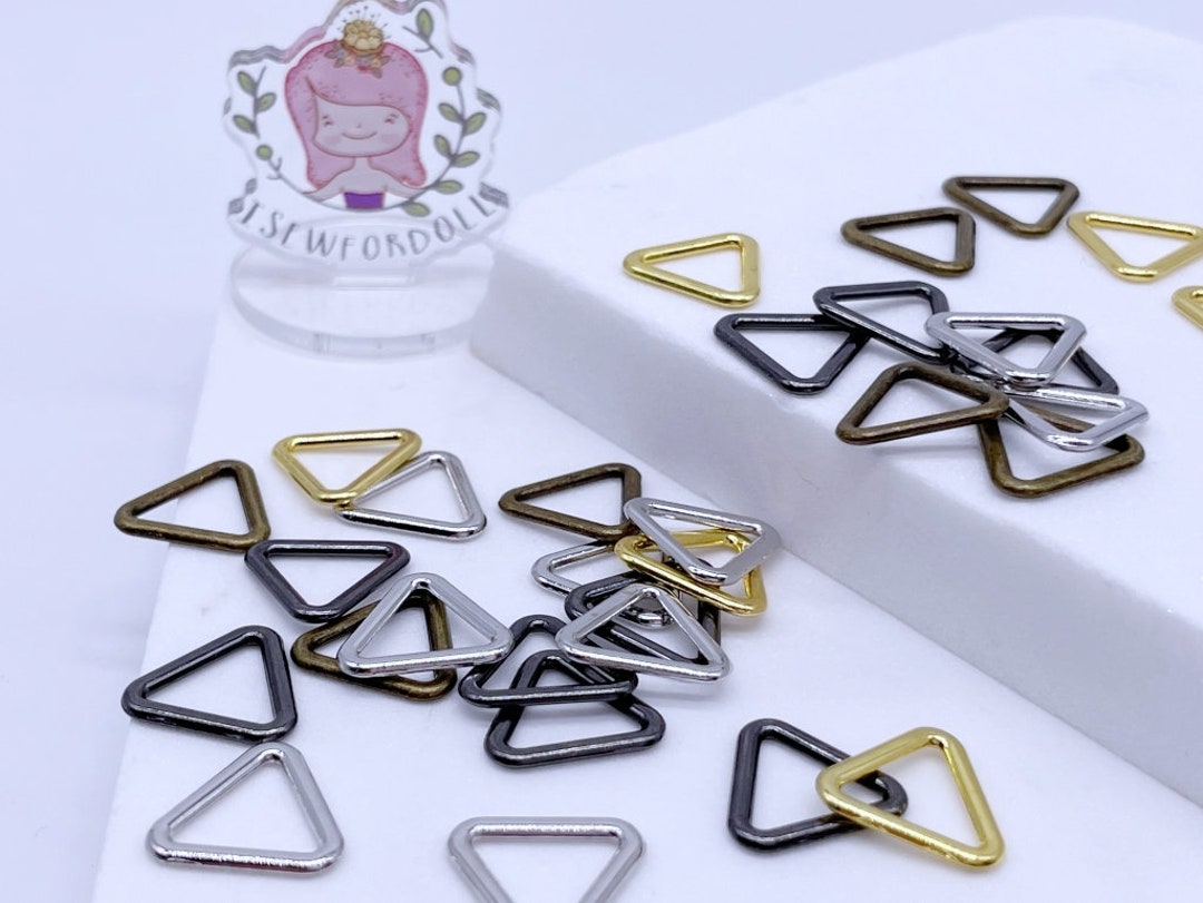 B210 13mm Triangle Shape Ring Mini Belt Buckles Sewing Craft Doll ...