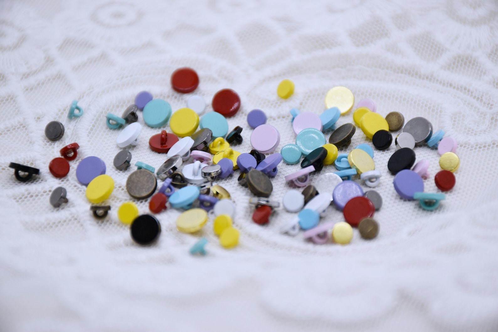 B285 Flat Surface 4mm/6mm Basic Style Shank Round Buttons Micro Mini ...