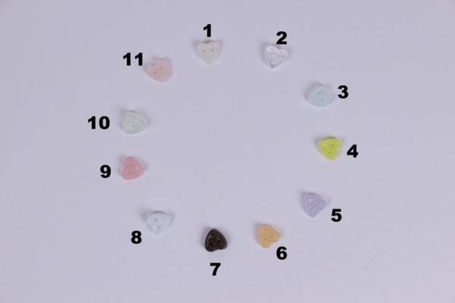 B048 Colorful 4mm Tiny Heart Buttons Micro Mini Buttons Tiny Buttons ...