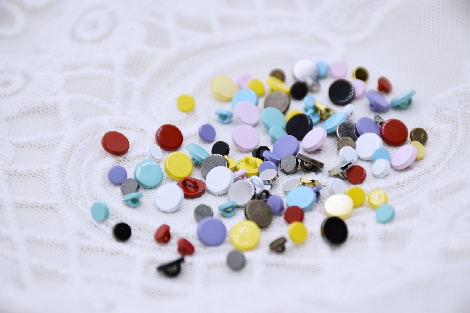 B285 Flat Surface 4mm/6mm Basic Style Shank Round Buttons Micro Mini ...