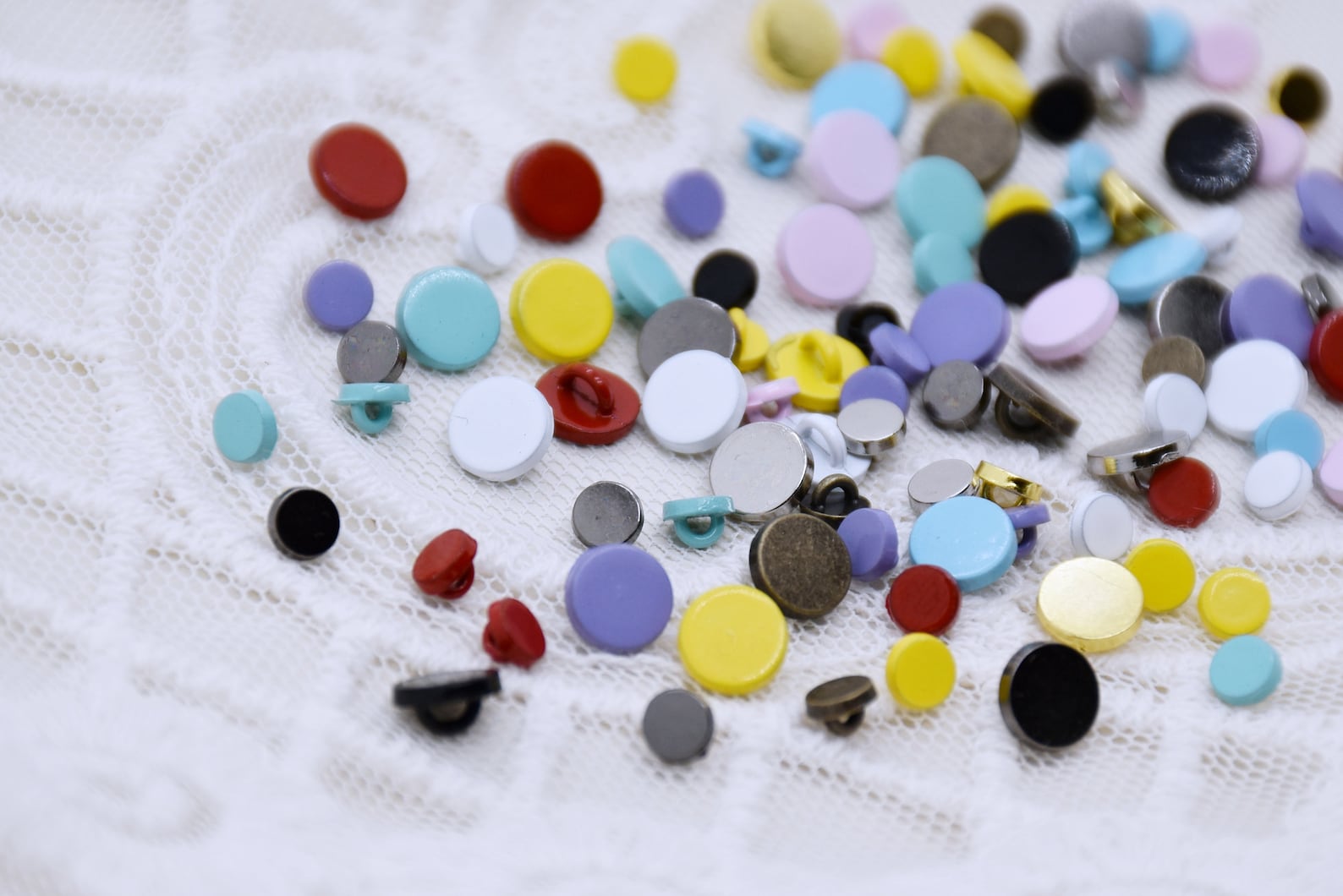 B285 Flat Surface 4mm/6mm Basic Style Shank Round Buttons Micro Mini ...