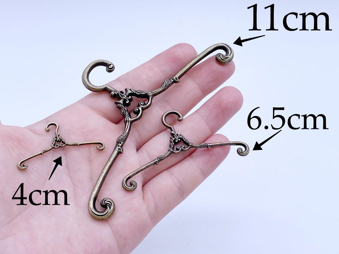 D048 Cute Miniature Clothes 11cm 6.5cm 4cm Hanger for 1/6 1/12 ...