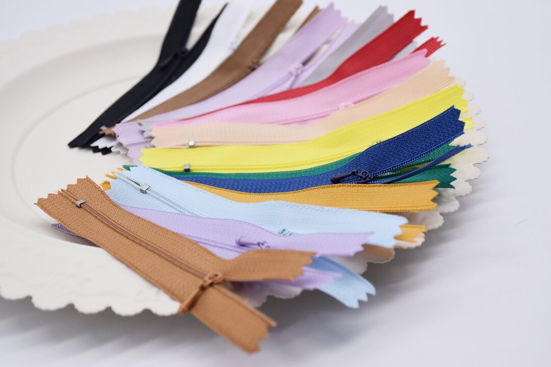 W008 Doll Sized Mini Zipper Doll Sewing Craft Doll Clothes Making ...