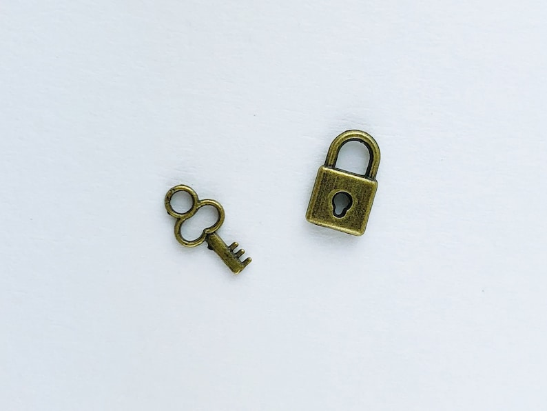 A006 Mini Key Lock Charm Doll Sewing Craft Supplies for 12" Fashion ...