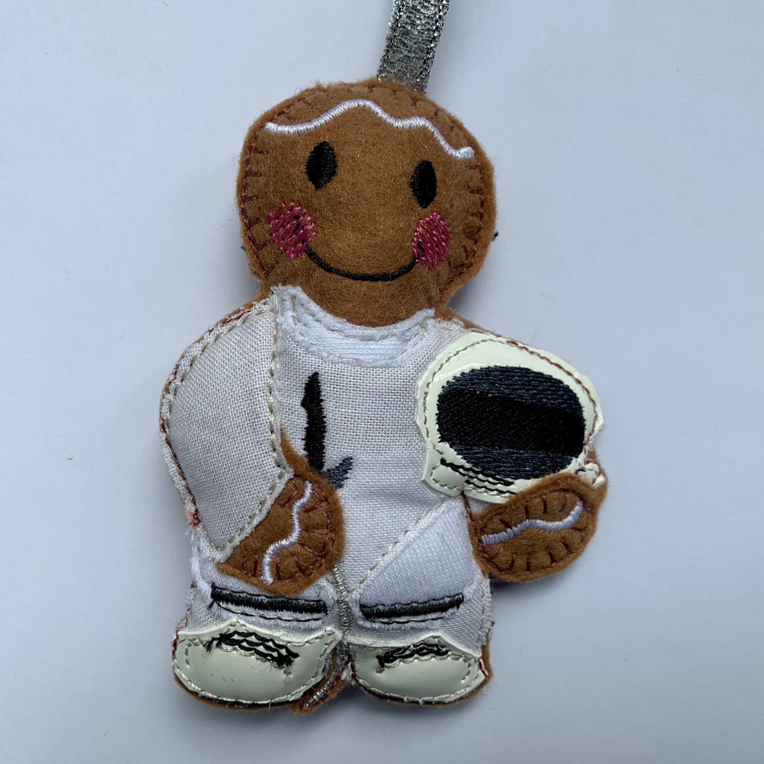 Fencer Hanging Tree Decoration, Christmas, Birthday, Retirement, Secret ...